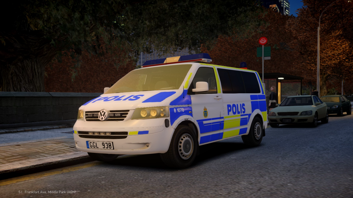 Volkswagen T5 Multivan 2009 Swedish Police | Front - Modding Forum